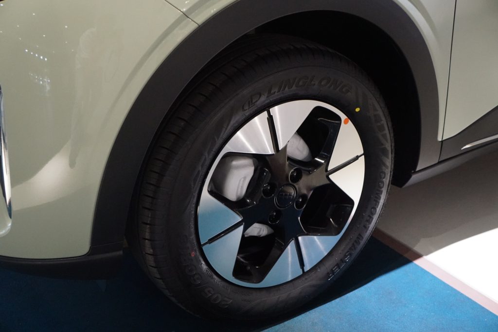 Could Geely’s EX2 be a new low-price EV contender?